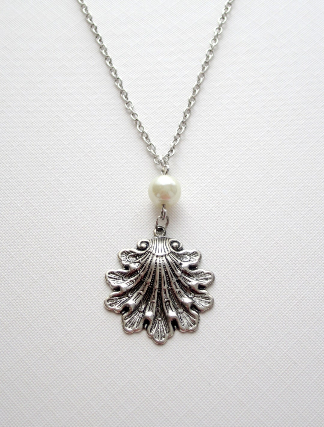 Shell and Pearl Necklace, Shell Pendant Necklace, Czech Glass Pearl ...