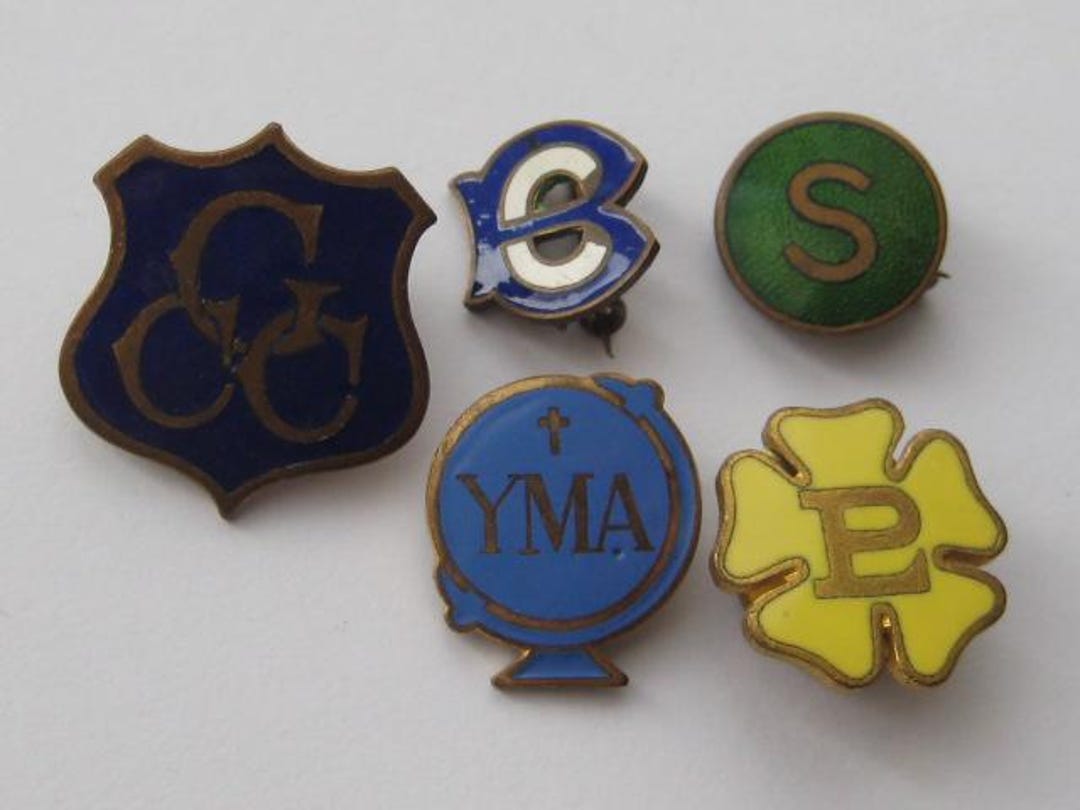 Collectable Vintage Enamel Pin Badges - Etsy