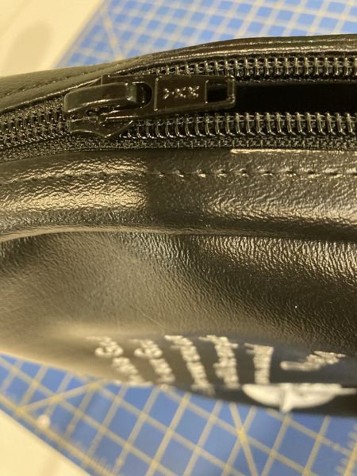 These Vinyl Bible Cases With Machine Embroidery Are Sure to Please ...