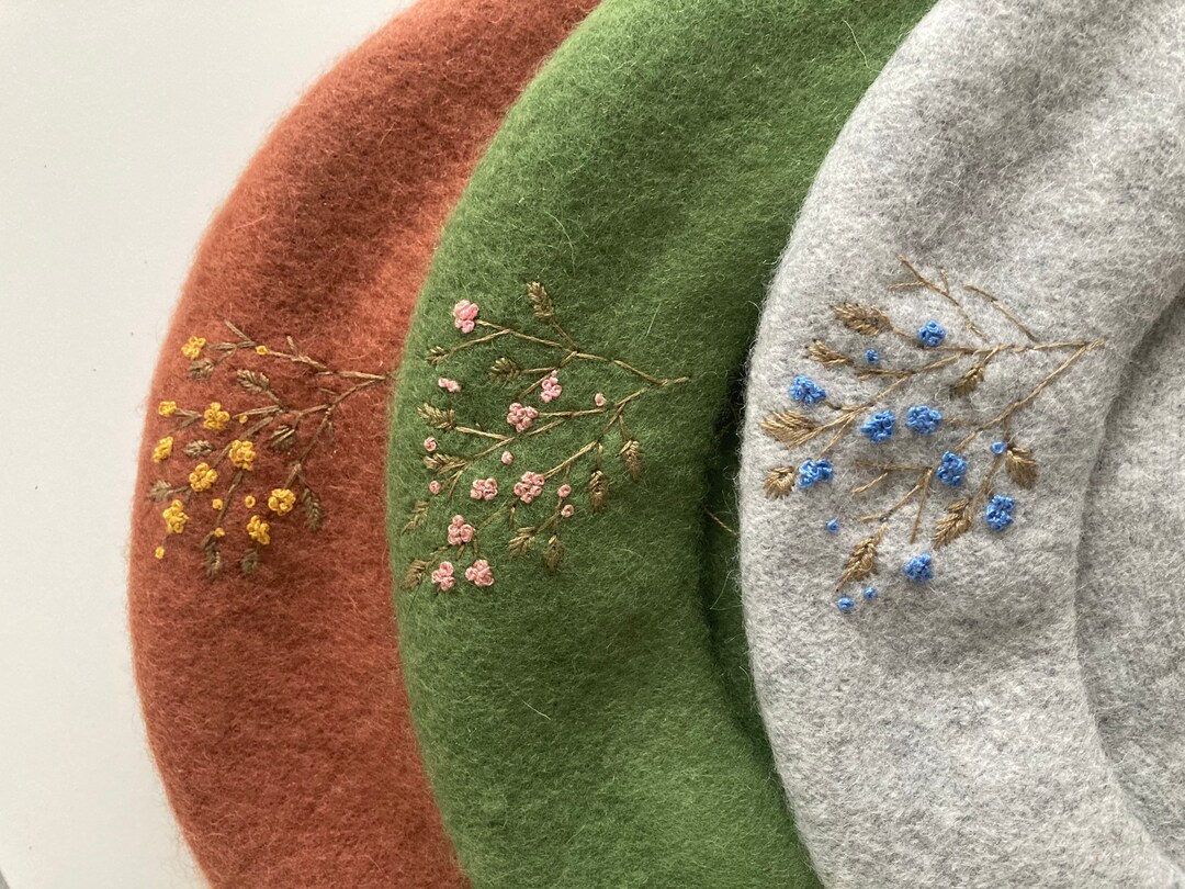 Simple Flower Beret, Thick Wool Beret, Small Bouquet Beret, Vintage ...