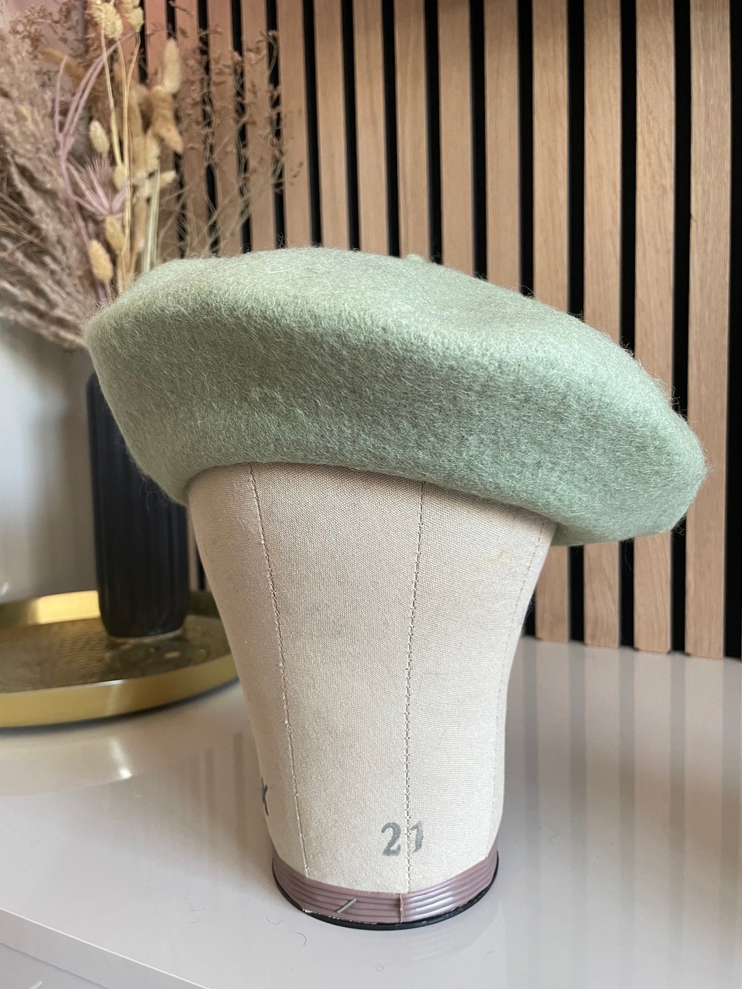 Light Green Beret, Premium Wool Beret, French Style Beret, Real Wool ...