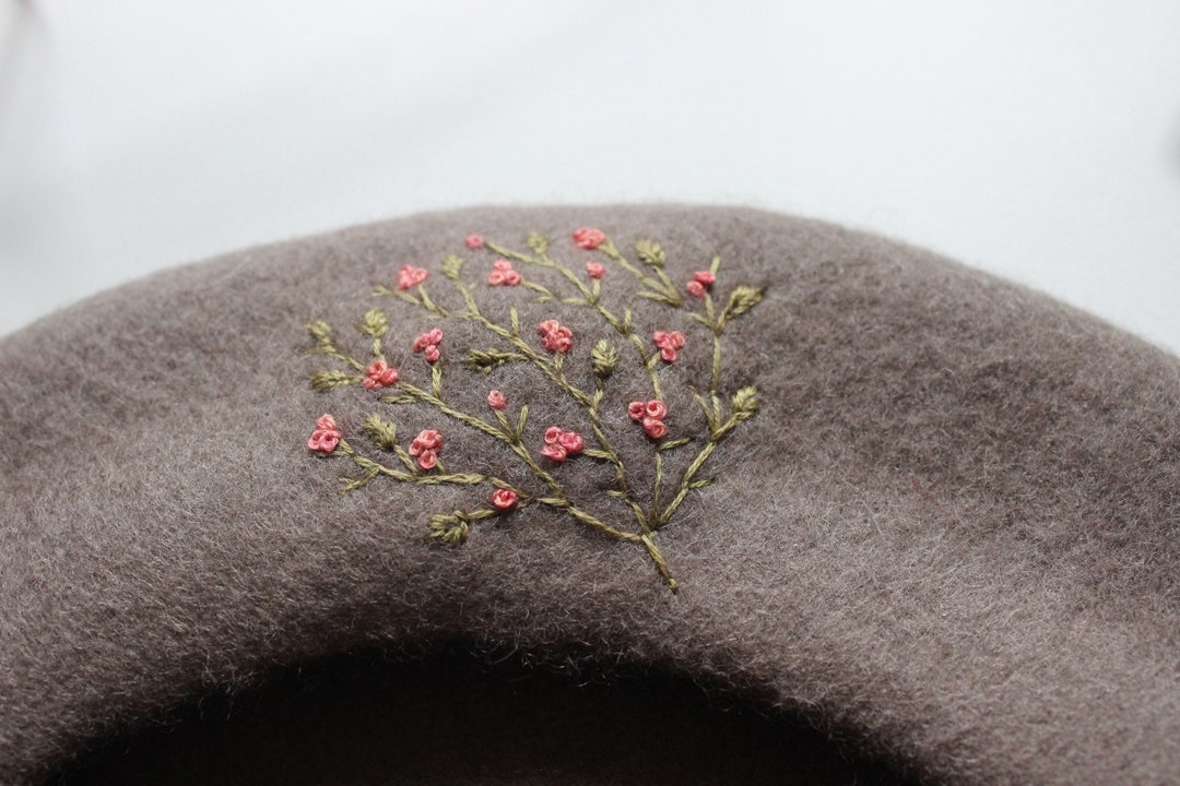 Simple Flower Beret, Thick Wool Beret, Small Bouquet Beret, Vintage ...