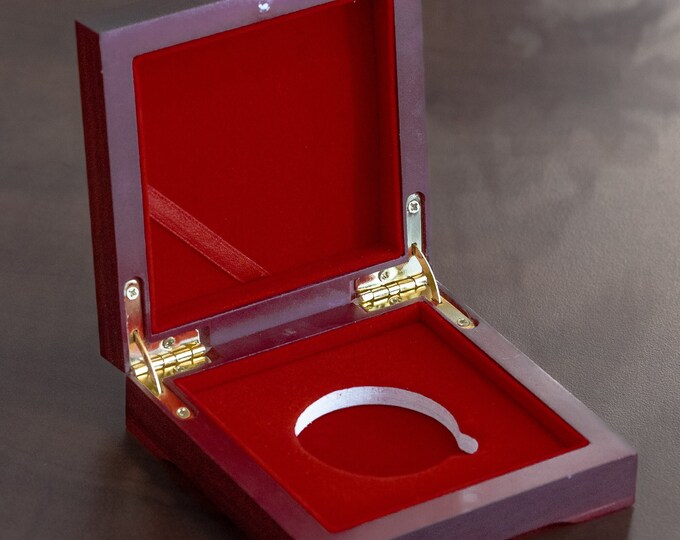 Wooden Challenge Coin Box 1.75" - Etsy