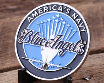 U.S. Navy Aerobatic Flight Demonstration Team Blue Angels Helmet ...