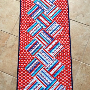 Celebrate the Red, White and Blue is a Quilted Table Runner With a ...