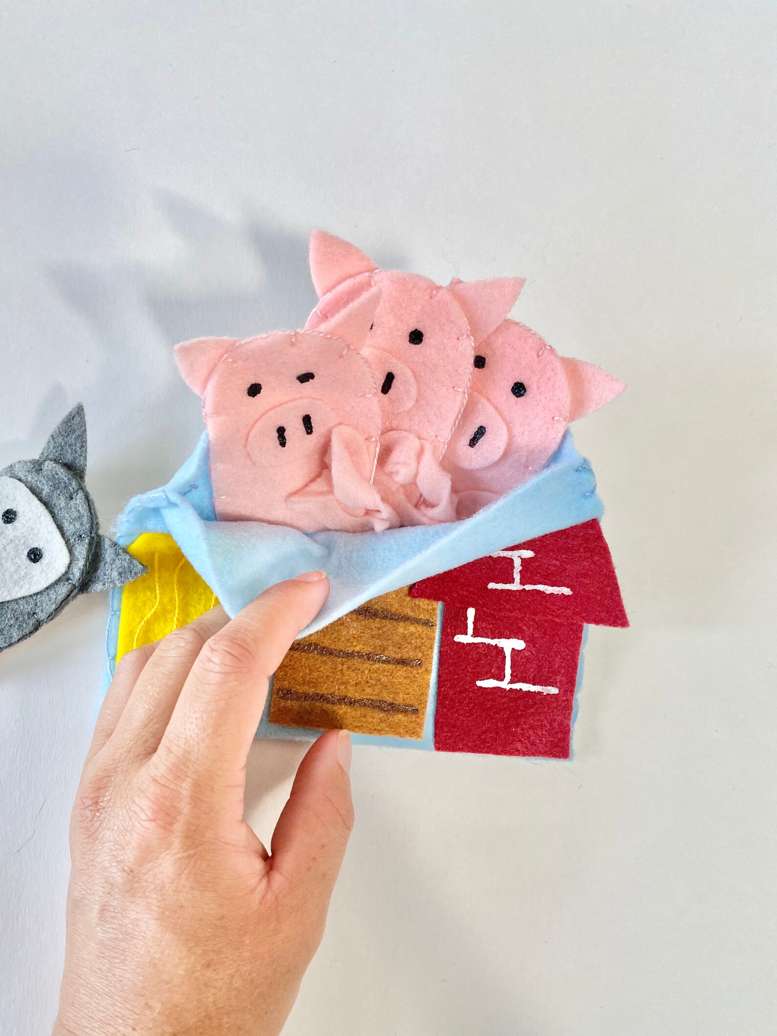 3 three Little Pigs and Big Bad Wolf Finger Puppet Set - Etsy