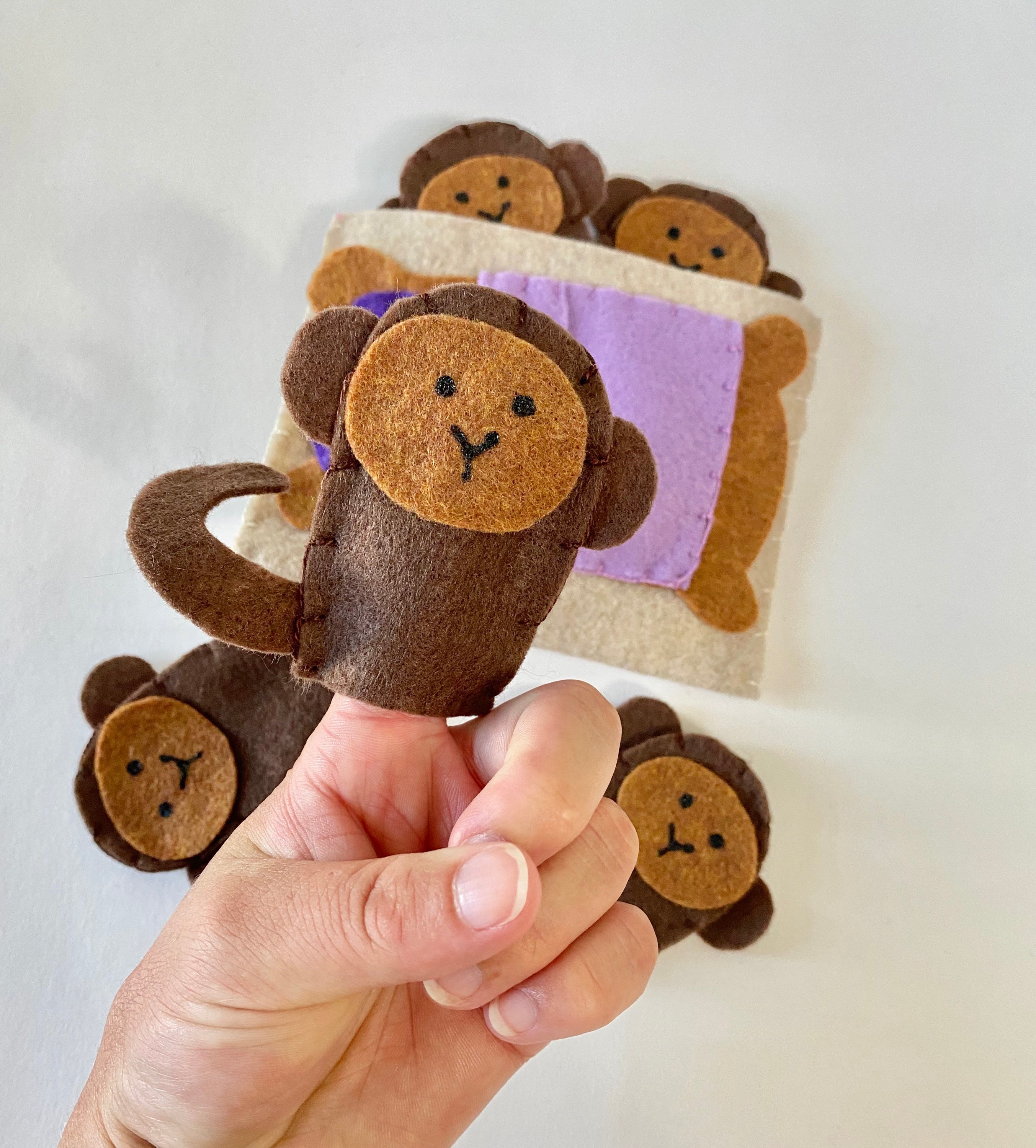 5 five Little Monkeys Jumping on a Bed Finger Puppet Set Felt Story ...