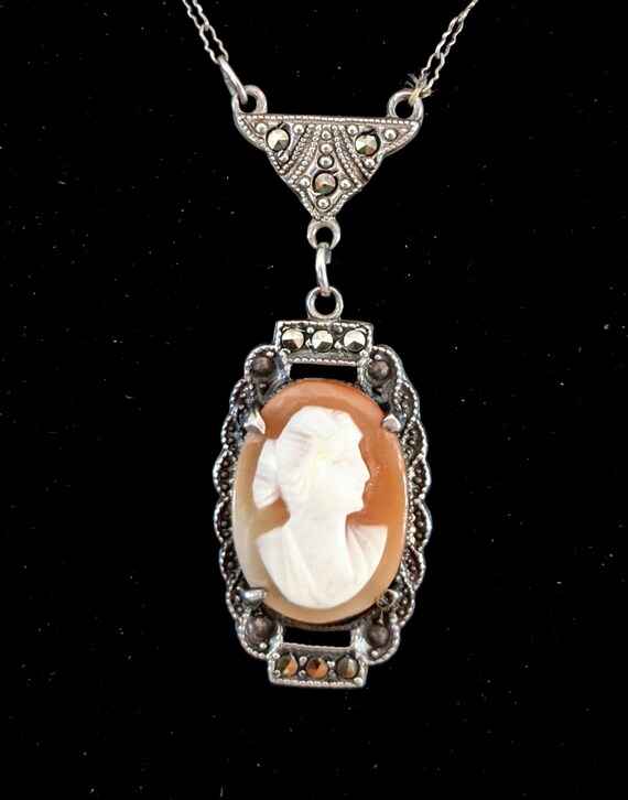 Victorian Revival Cut Genuine Conch Shell Cameo Lovel… - Gem
