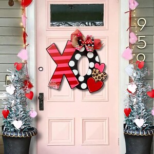 XOXO Valentine's Door Hanger: Hand-painted Leopard Hearts - Etsy