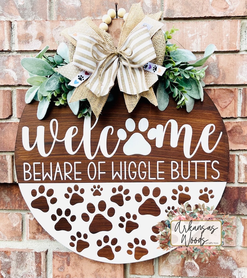 Wiggle Butts Dog Door Hanger: Paw Print Welcome Sign - Etsy