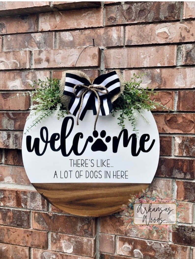 Dog Door Hanger Farmhouse Door Hanger a Lot of Dogs in Here - Etsy