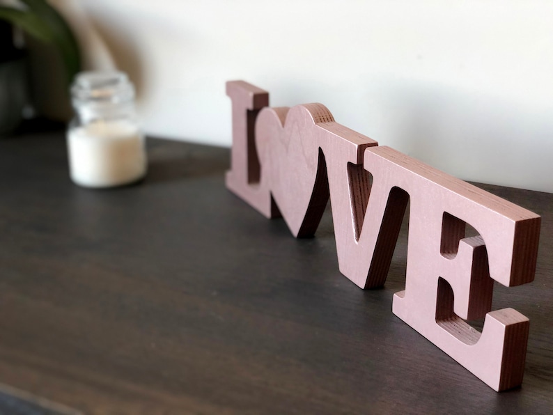 Beautiful Wooden LOVE Sign With a Heart Perfect Wedding - Etsy