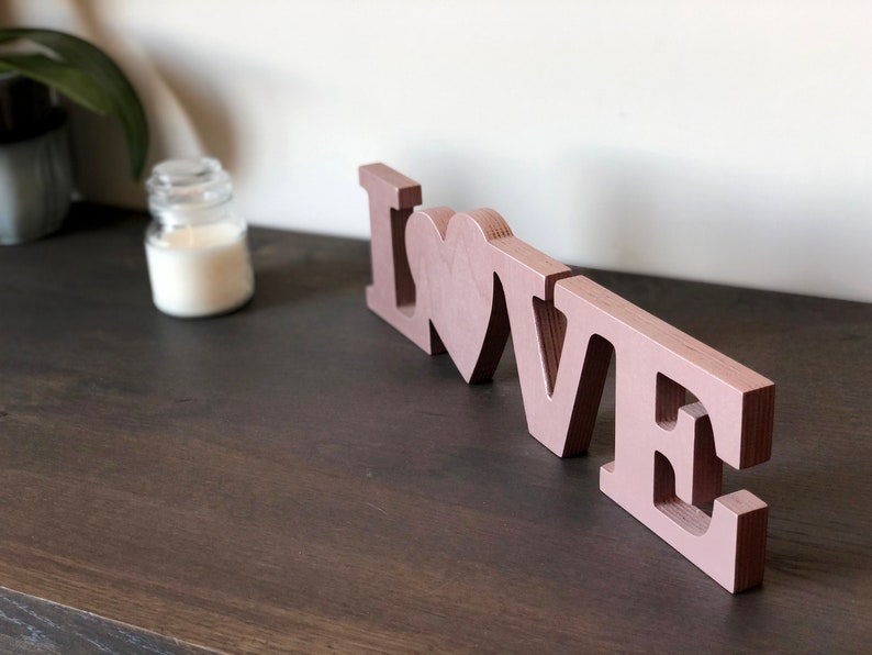 Beautiful Wooden LOVE Sign With a Heart Perfect Wedding - Etsy