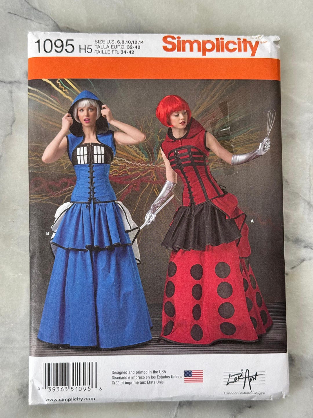 2015 Simplicity 1095 Sewing Pattern - Misses’ Sci-fi Corset Dress ...