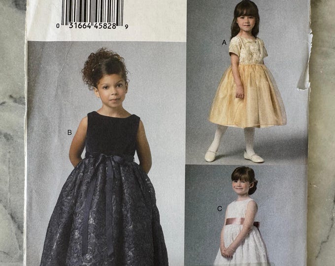 2014 Vogue V9072 Sewing Pattern – Little Vogue Girls’ Dress With ...