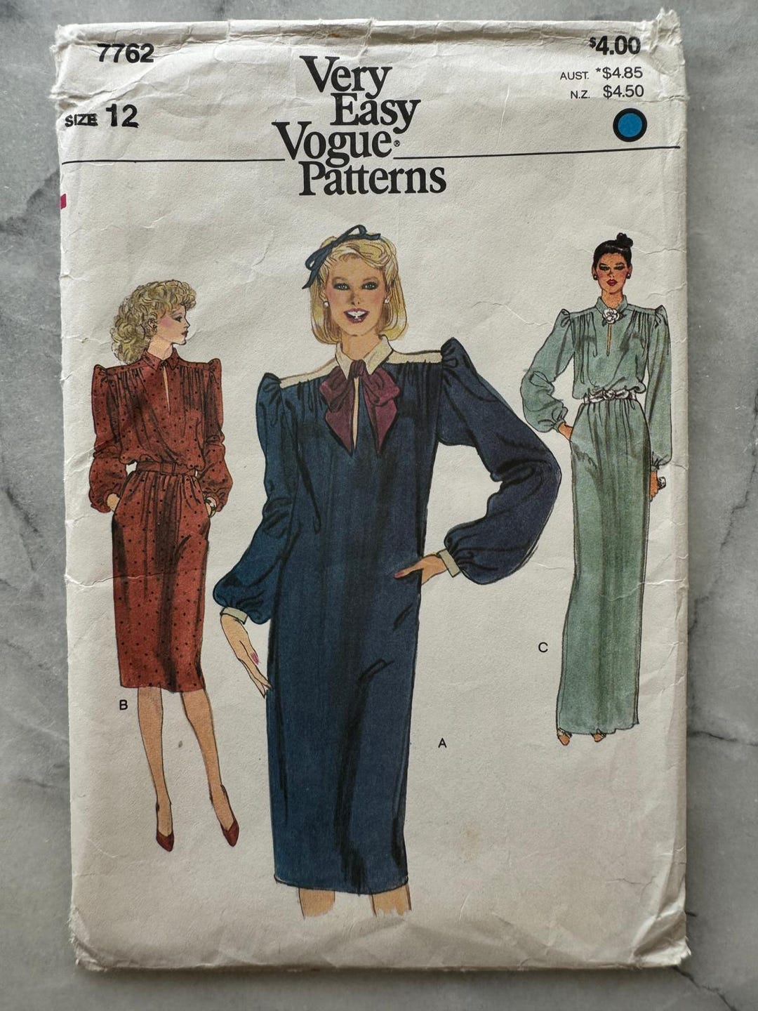 1980s Vogue 7762 Sewing Pattern - Loose-fitting Dress With Bow (size 12 ...