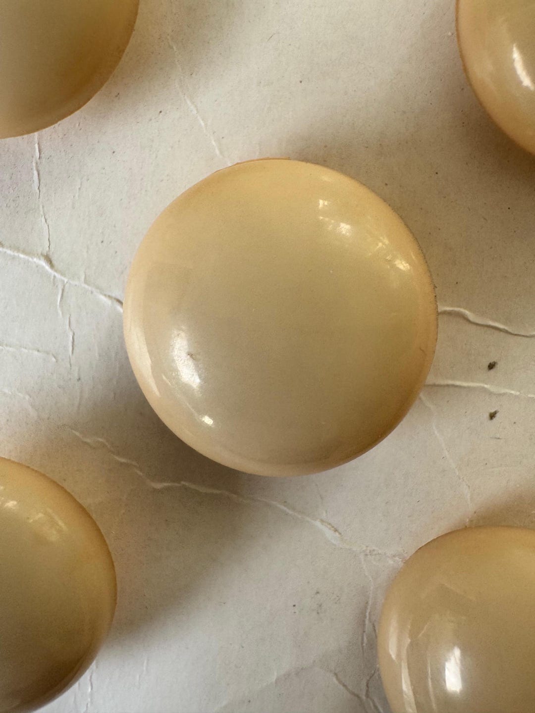 1970s Vintage Beutron Cream Gloss Dome Buttons – Set of 5 Plastic Shank ...
