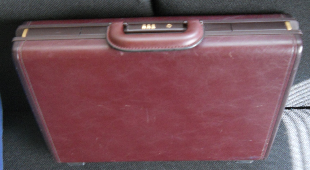 Vintage Samsonite Quantum Classic Briefcase Burgundy Hard Shell 1993 - Etsy
