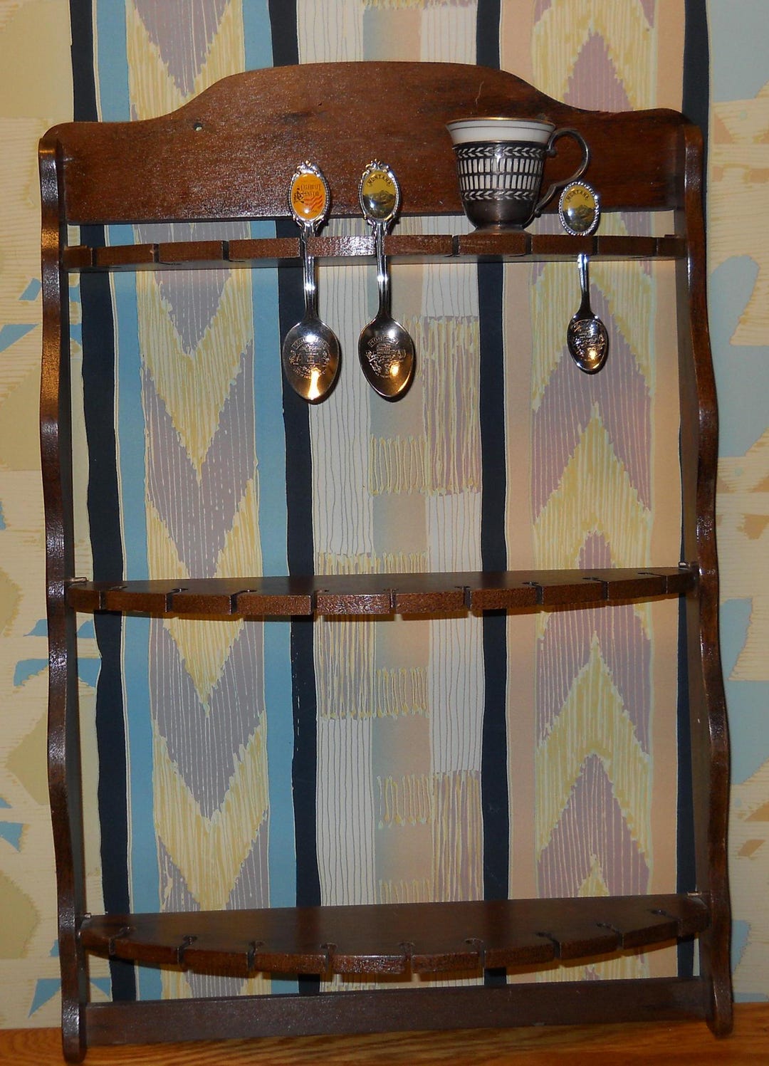 Vintage Wooden Souvenir Spoon Rack With 3 Flip up Shelves 27 Slots Mid ...