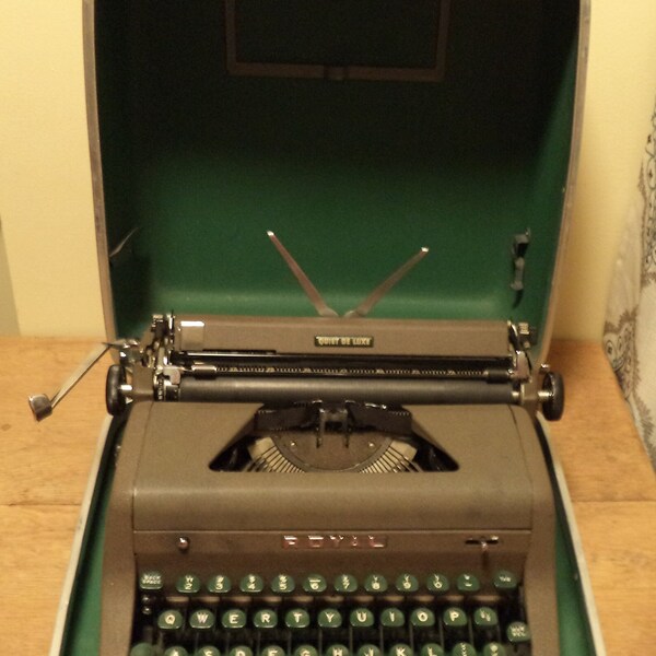 Green Typewriter - Etsy