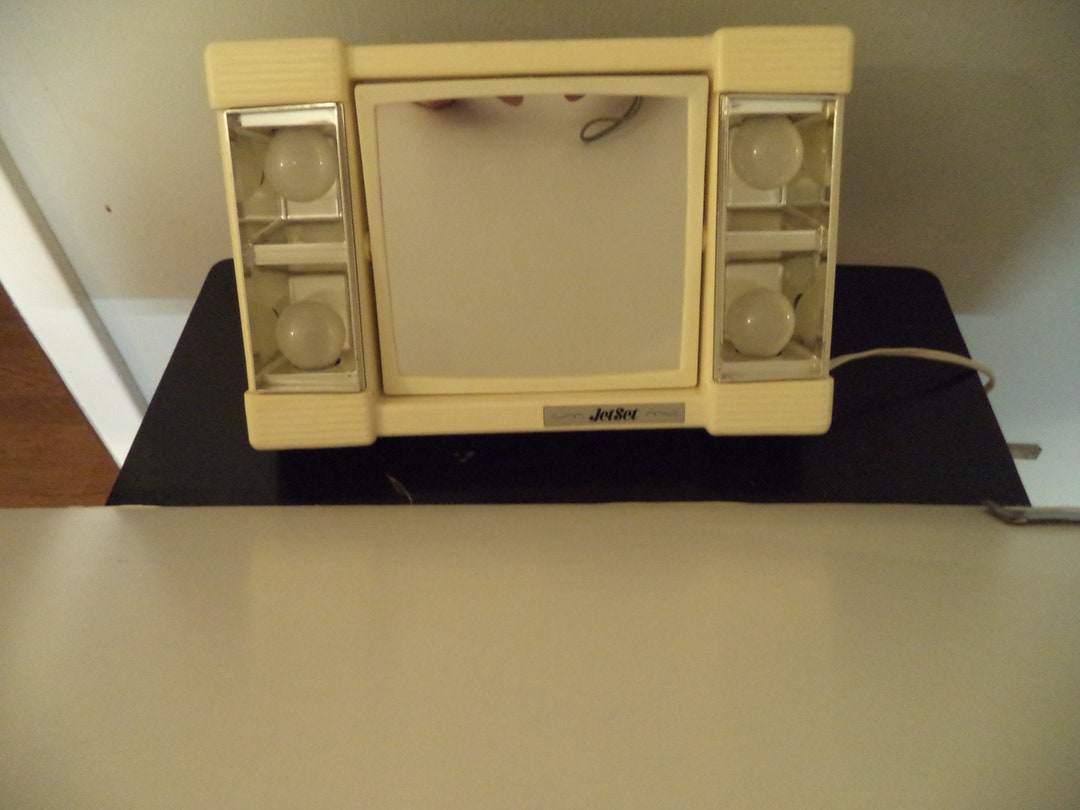 Vintage Jet Set Lighted Make up Mirror Standard and Magnified Travel ...
