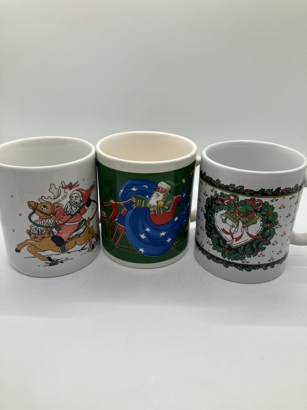 Vintage Christmas Mugs, Random Set of 3 - Etsy