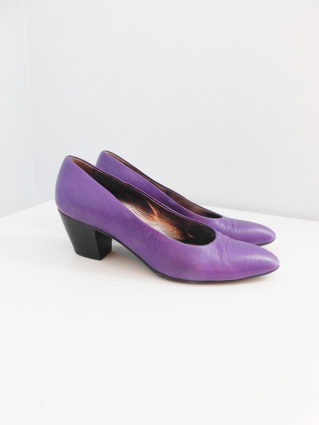 Vintage Purple Leather Pumps \ Sharp 80s Style \ Walter Steiger Made in ...