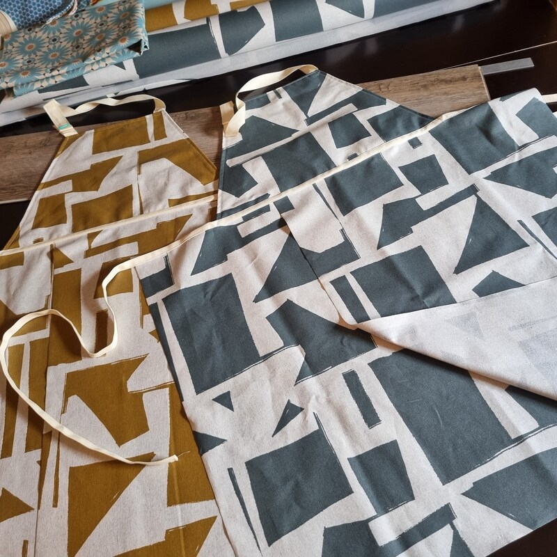 Split Leg Apron - Etsy