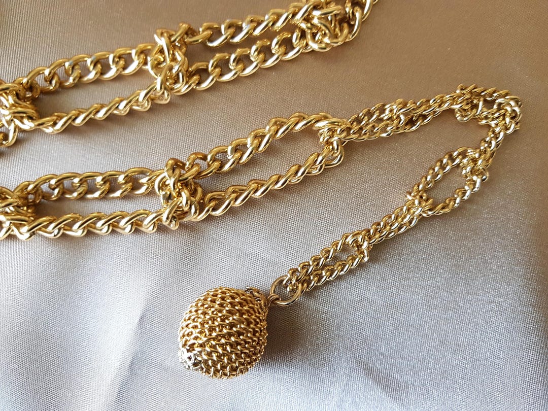 CLASSY 1980s-90s Gold Metal Chain Belt, Links With Tassel Ball Drop ...