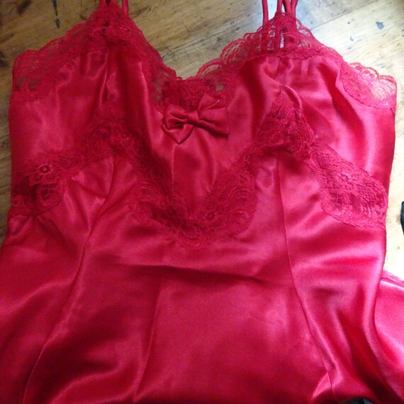VINTAGE Pin Up Style Candy Apple Red Satin Teddy, LaS… - Gem