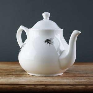 Bumble & Bee Fine Bone China Tea Set - Etsy UK