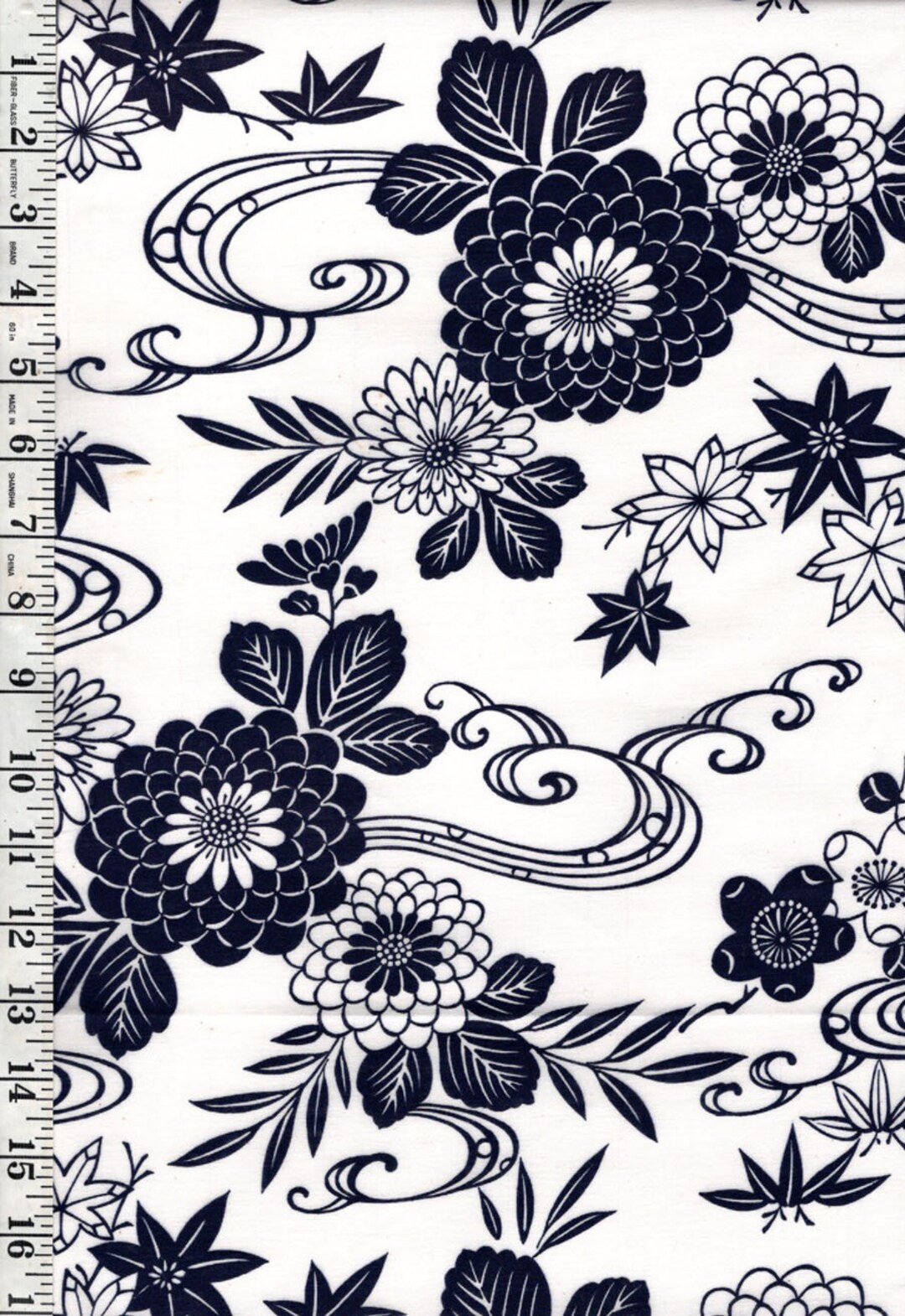 922 - Yukata Fabric - Mums, Maple Leaves & Swirls - White - by the Half ...