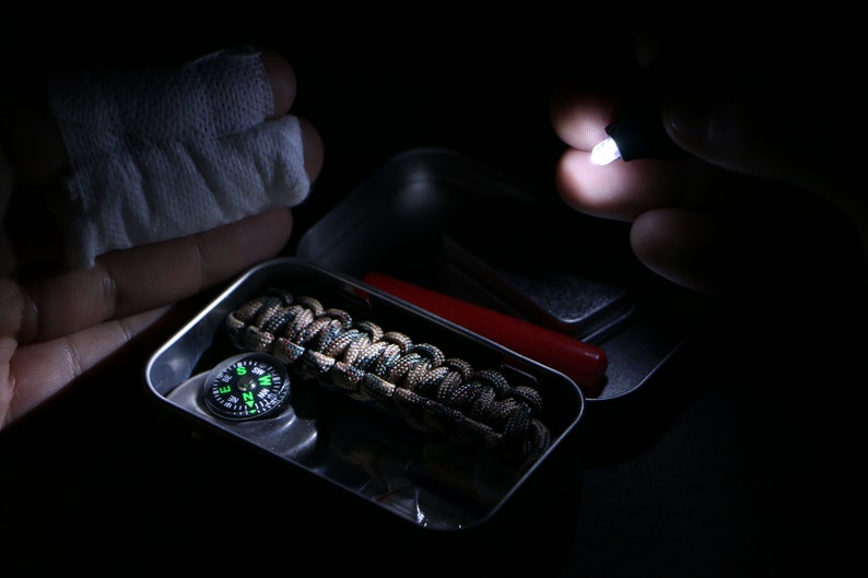 Mini Survival Tin - Pocket-sized Kit, Loaded With an Impressive Amount ...