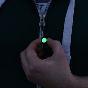 Glo Zip - Ultra-bright Glow-in-the-dark Zipper Pulls. Ideal Kit Markers ...