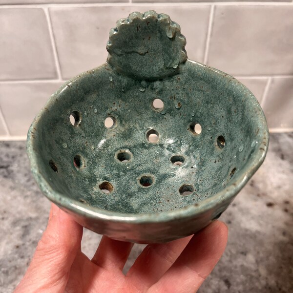 Berry Bowl Colander - Etsy