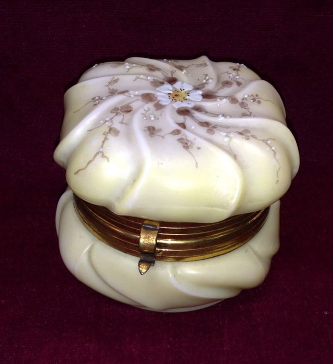 WAVECREST Helmschmied Swirl Dresser Box ANTIQUE Hand Painted Wave Crest ...
