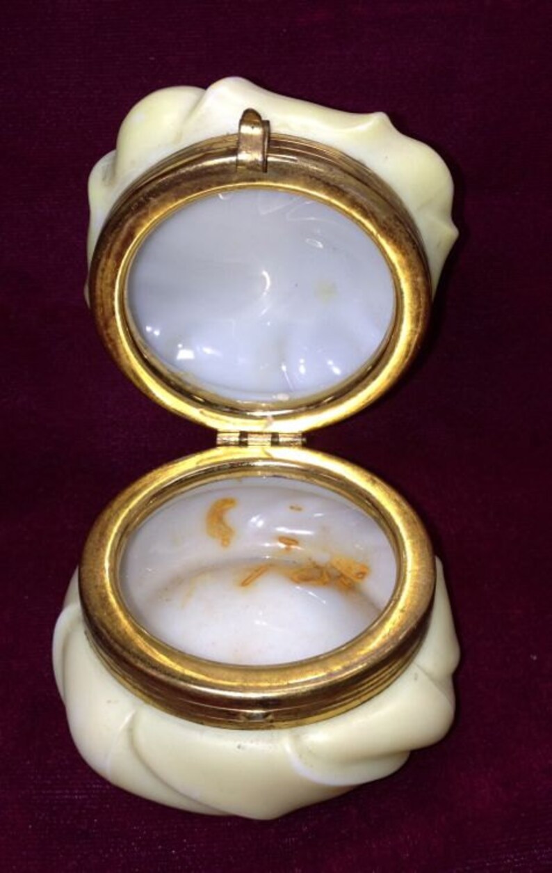 WAVECREST Helmschmied Swirl Dresser Box ANTIQUE Hand Painted Wave Crest ...