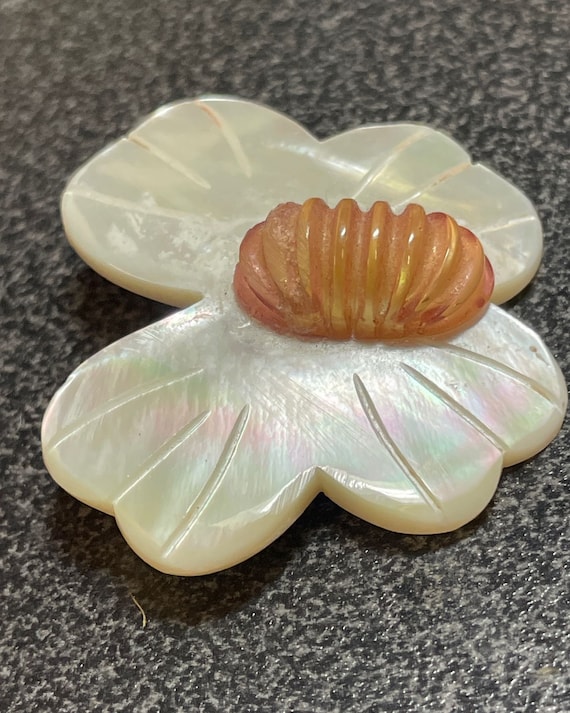 Fabrice Paris Butterfly Brooch Mother of Pearl - Gem