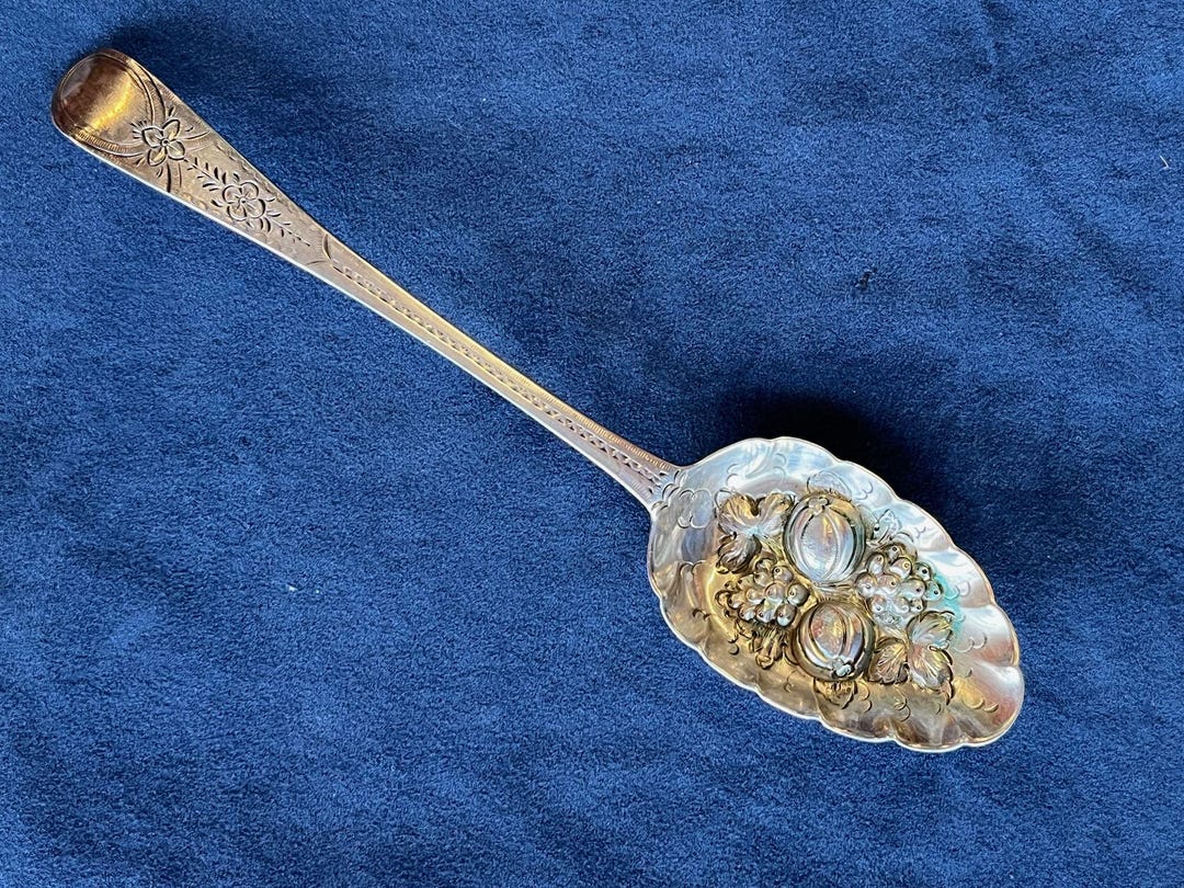GEORGIAN Sterling Silver Berry Spoon, England 1797 - Etsy