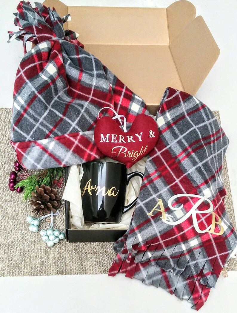 Custom Boxed Christmas Gift Set Hat Scarf W/ Monogram Fleece Hat Red ...