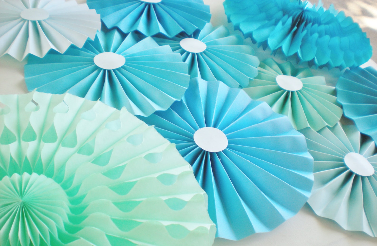 Blue Ombre Pinwheel Backdrop Aqua Light Blue Mint Green - Etsy