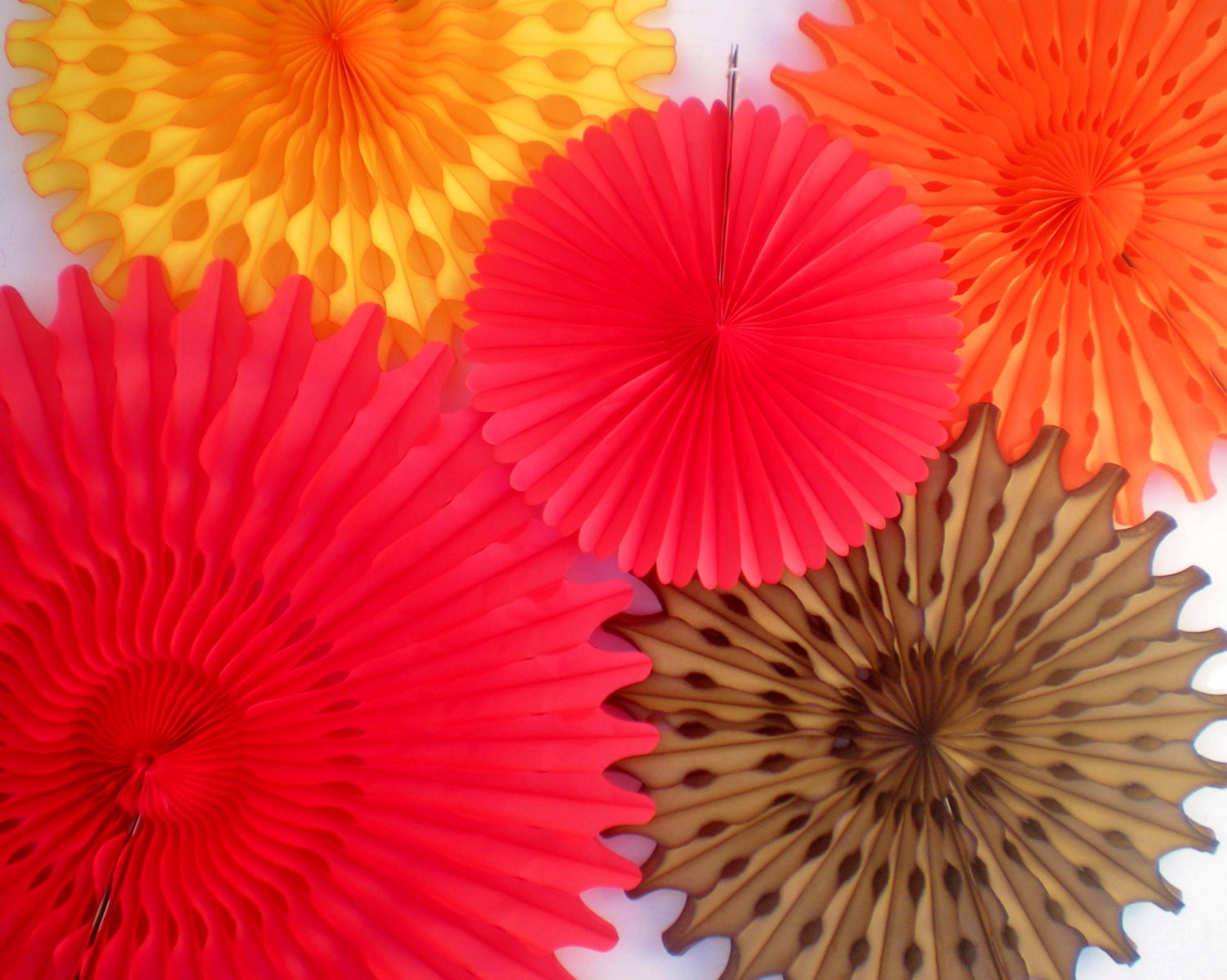 Fall Party Tissue Fans Red Yellow Orange Brown for Table Backdrop ...