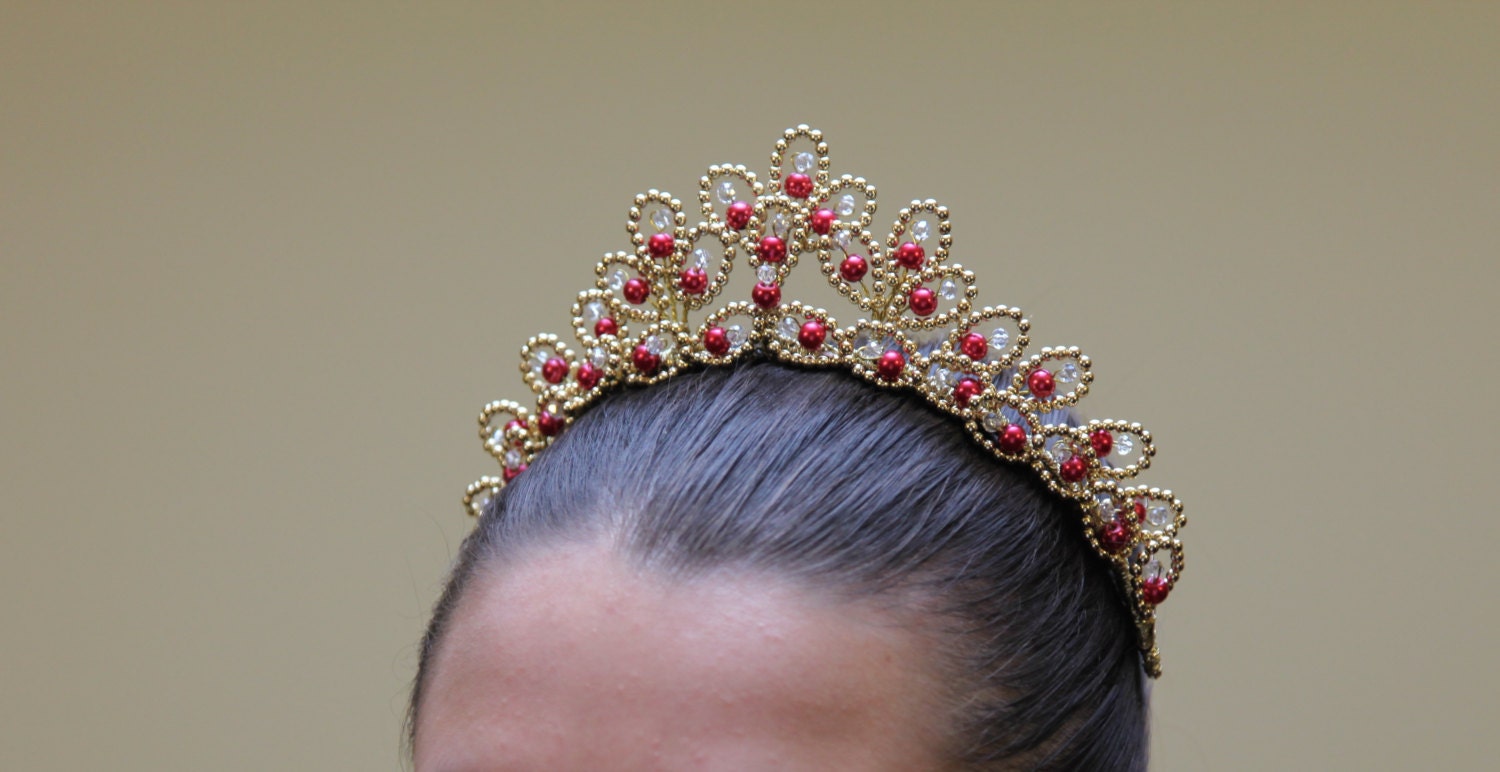 Irina Ballet Tiara Rubi Ready to Ship - Etsy Portugal