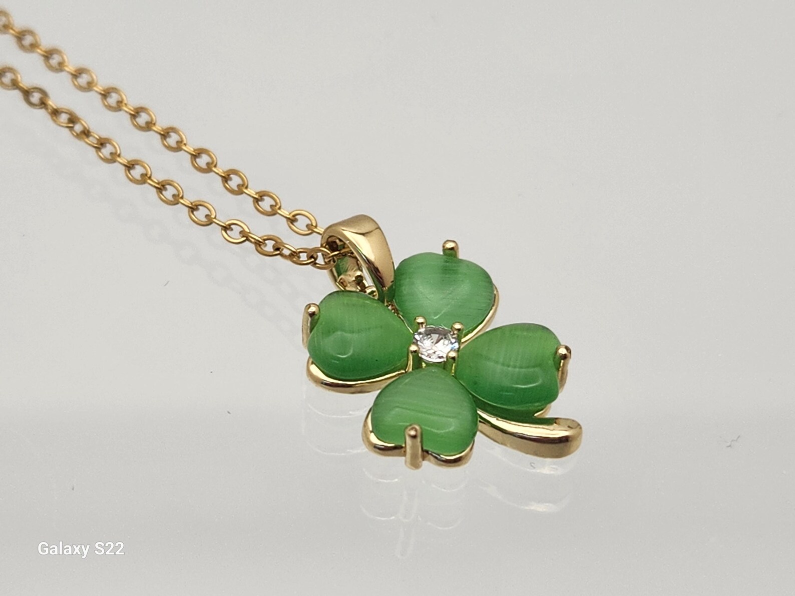 Four Leaf Clover Choker Necklace in Gold Stainless Steel, Green Clover ...