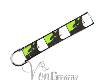 Are You a Good Witch or a Bad Witch Wicked Keychain - Etsy