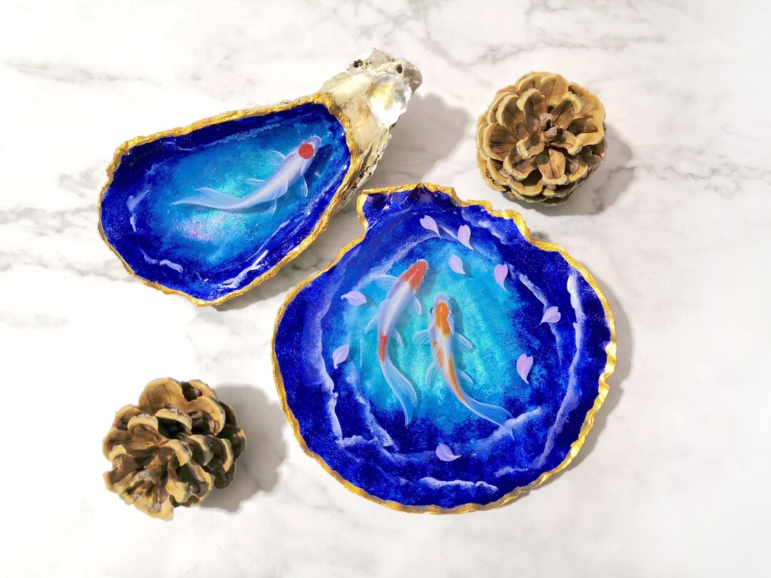 Handpainted 3D Resin Koi Fish in Oyster Shell - Feng Shui Home Decor ...