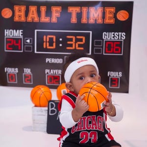 Basketball Scoreboard Printable - It's Halftime Photoshoot Props ...
