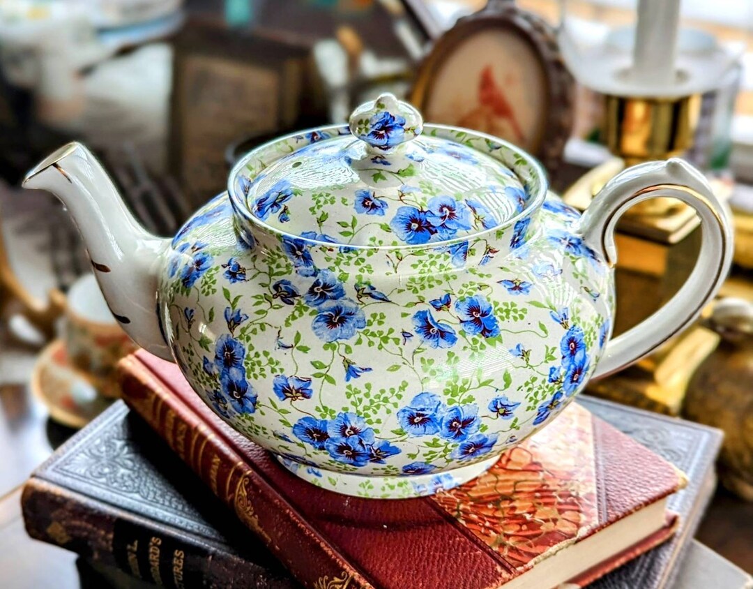 Darling Vintage BCM Lord Nelson Ware 4-5 Cup Lidded Teapot in the Pansy ...