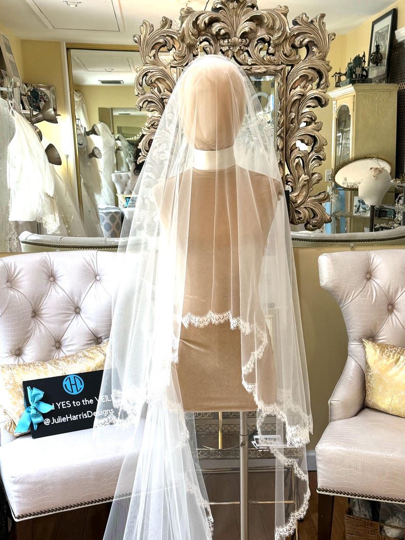 Lace Wedding Veil, Soft Tulle Veil, French Chantilly Lace Veil , Lace ...