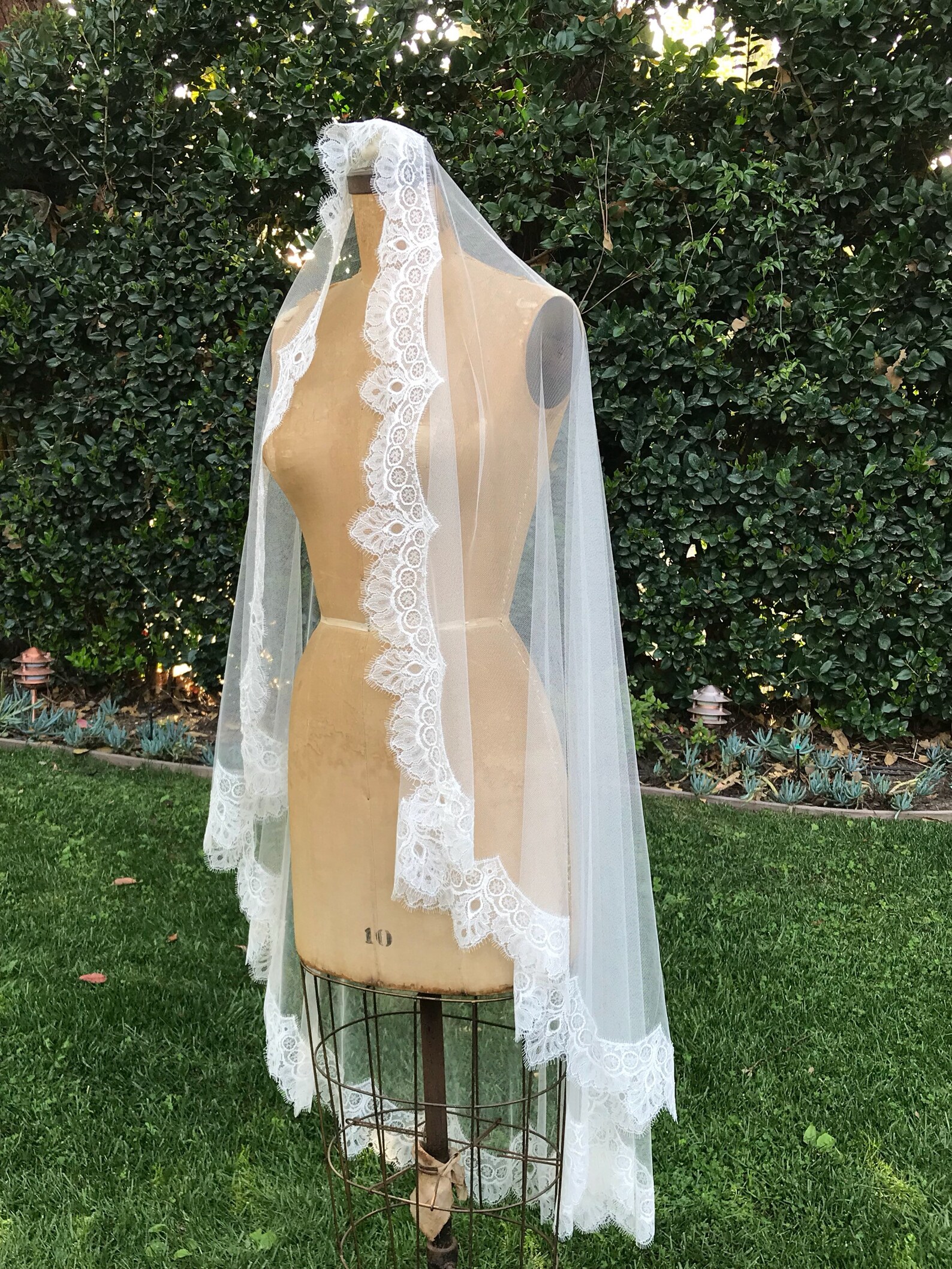 Bridal Wedding Veil English Net Veil Lace Veil Mantilla | Etsy